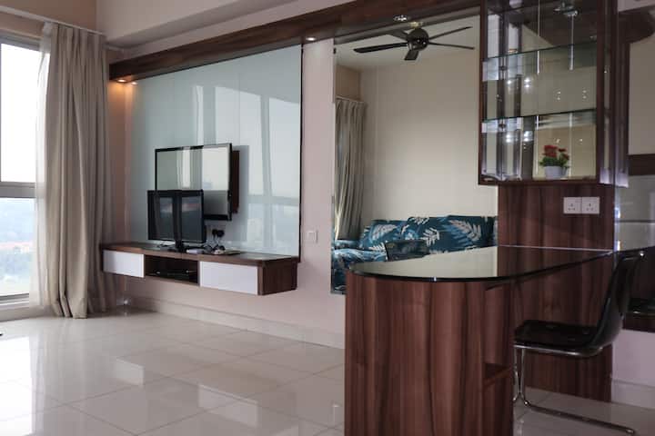 Great Offer 1br Suite@ Regalia@klcc View Pool@pwtc - Sentul