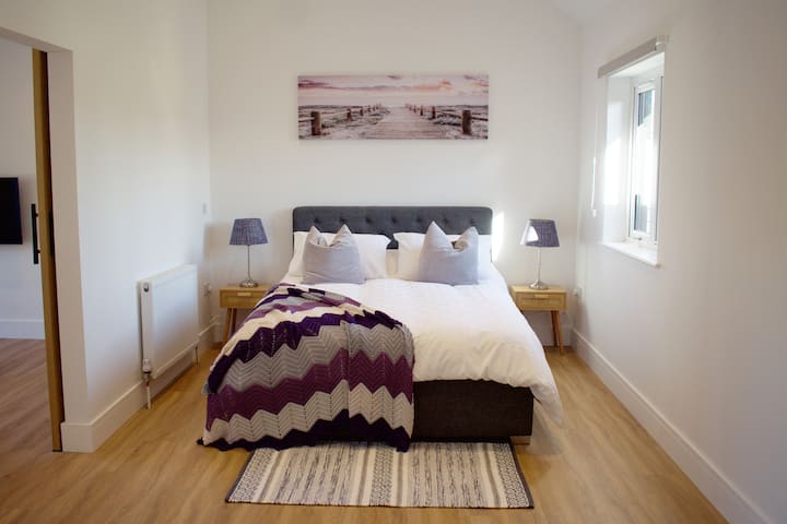 Bespoke Barn With Parking By Stansted Airport - London Stansted Airport (STN)