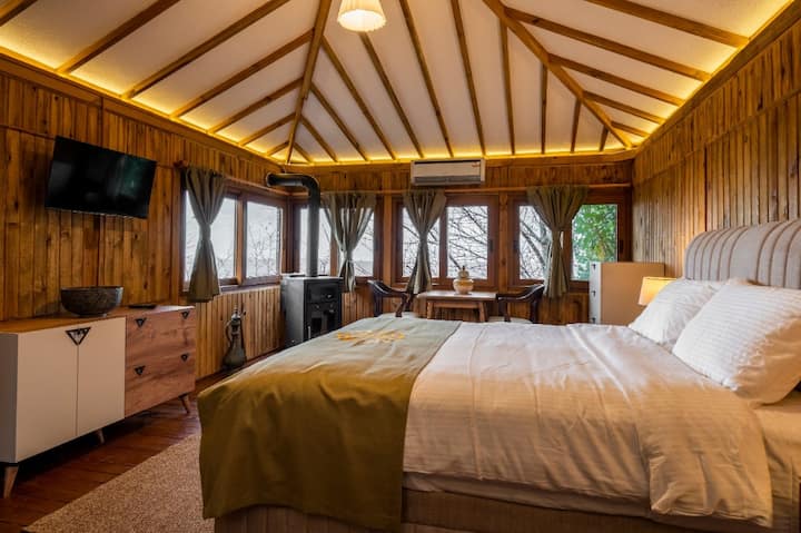 Authentic Room 2 - Riva