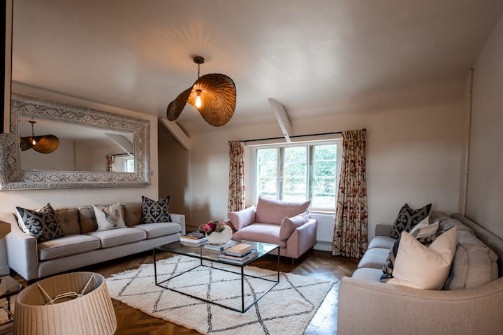 Euridge Courtyard Cottage - Chippenham