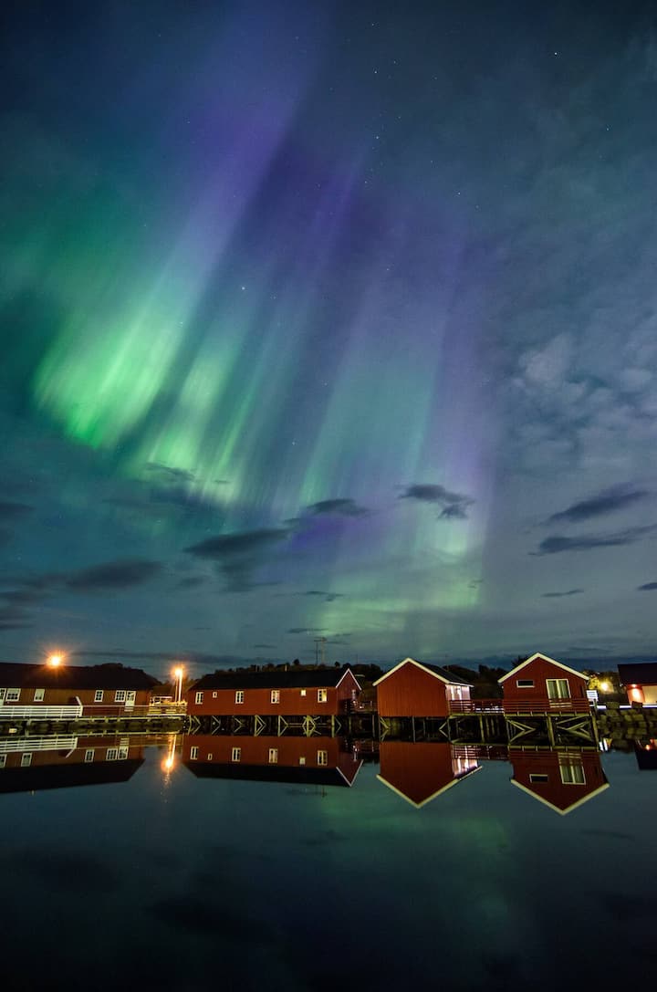 Waterfront Twin Cabin A (Left) - Stamsund