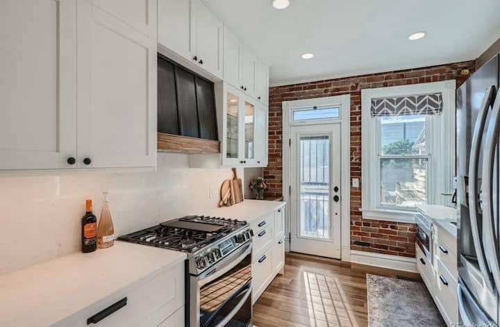 Governor’s Park Townhome - Denver