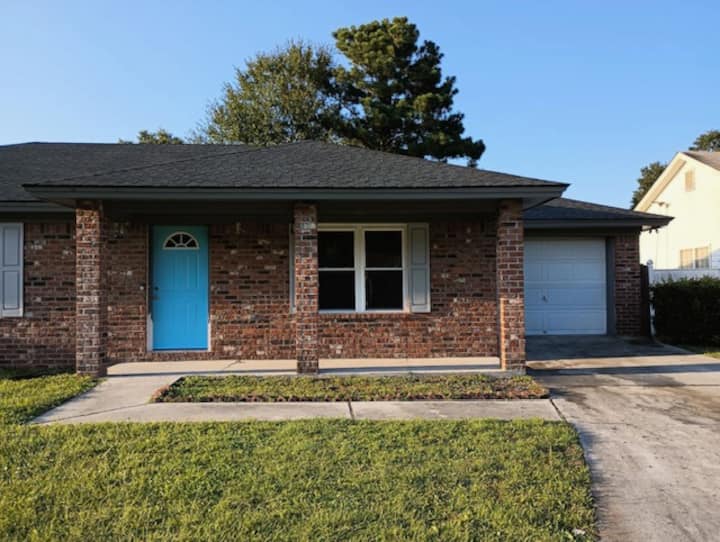 Traveler Safe Haven Home Away - Savannah