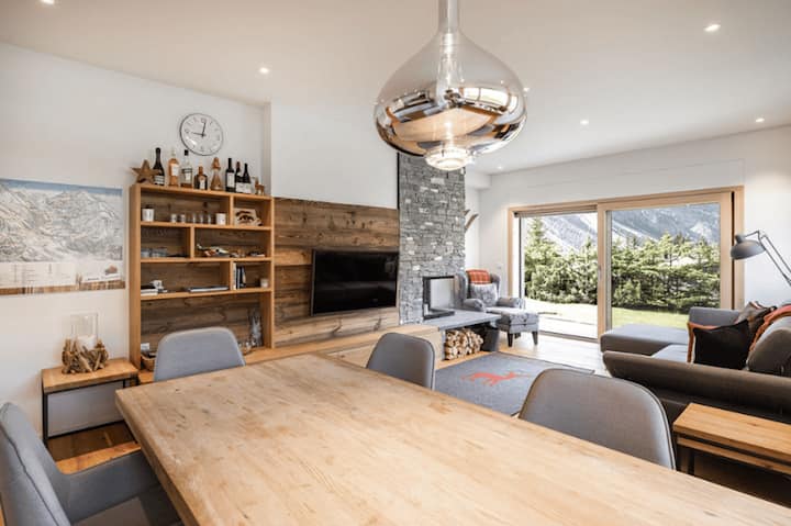 Cozy Family Apartment - Parking - Spa Room - Alvaneu