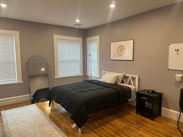 Spacious Room - Work & Amenities - Boston, MA