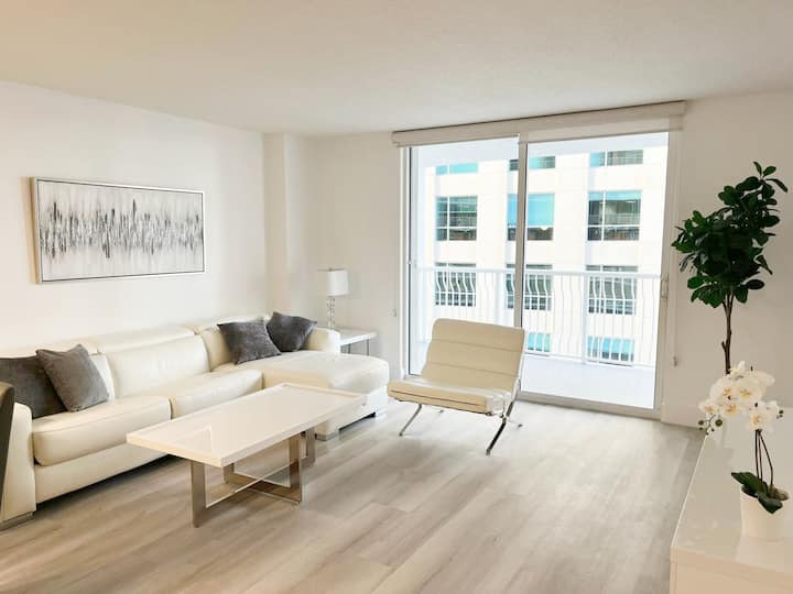 Urban Oasis*beach At 15 Mint - Miami, FL