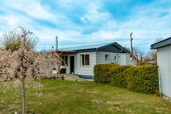 Karen's Place- Free Wifi, Twizel - Twizel