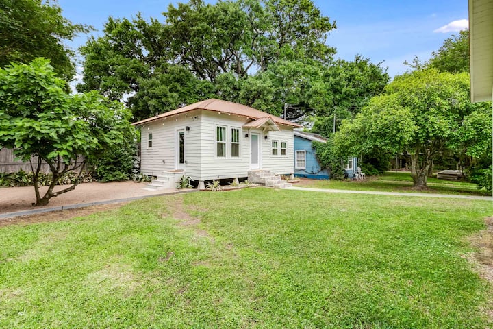 Gabriel Cottage - New, Luxury, Design, Solitude. - Lafayette, LA