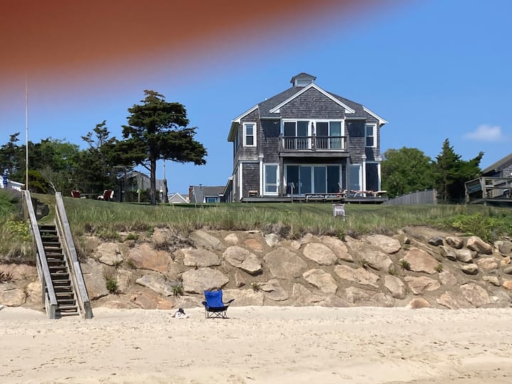 Oceanfront 7 Br Family Compound - Dennis