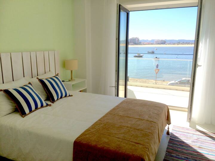 São Martinho do Porto Vacation Rentals & Homes - Leiria, Portugal | Airbnb