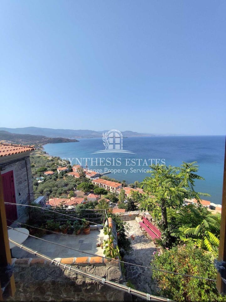 Golden View Cliff House - Behram