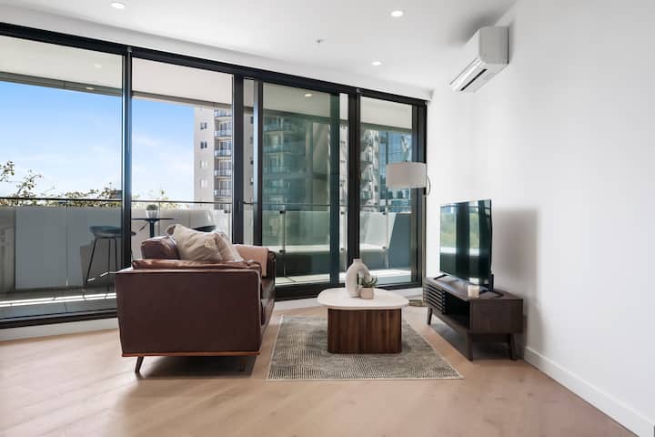 Stunning Cbd Pad ~ Best City Location W/ Gym, Pool - Melbourne