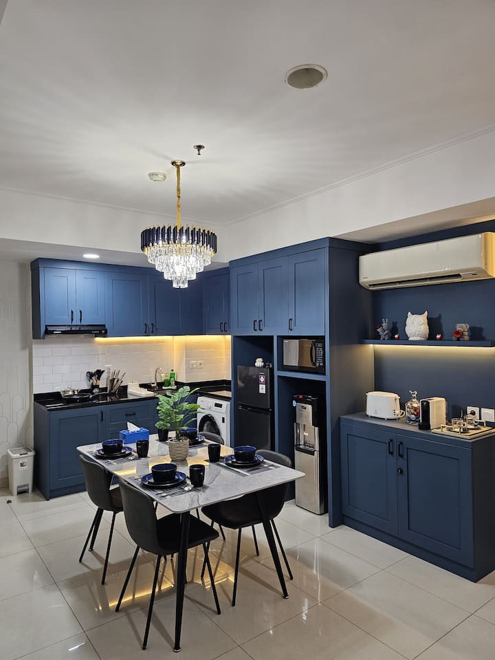 Stylish Golf & City View 2br The Mansion Kemayoran - Jakarta