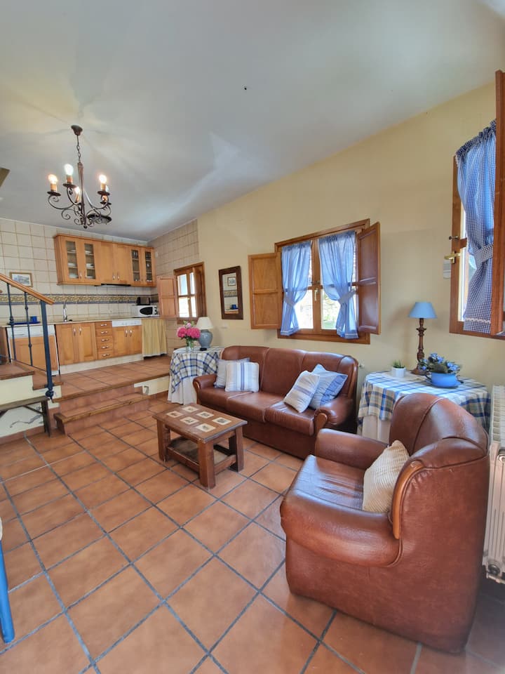 La Casona De Pascueru Dcha - Cabrales