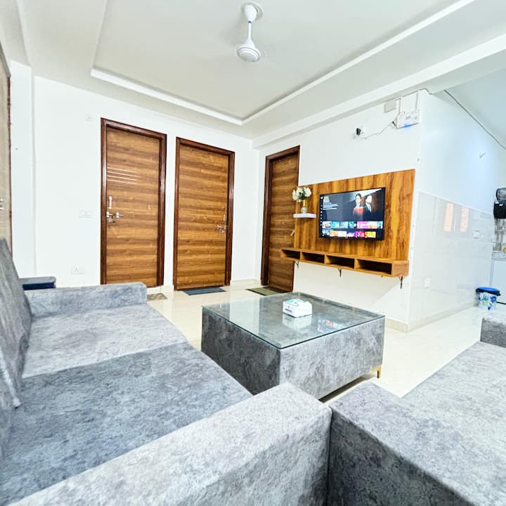 2bhk Max Hospital Dwarka - New Delhi