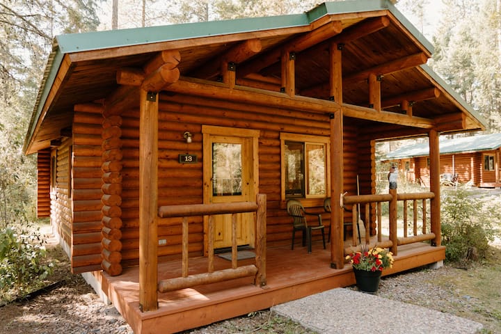 Ponderosa Cabin - Columbia Falls, MT