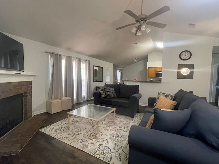 The 4br Vacation Home Close To All - Southaven, MS