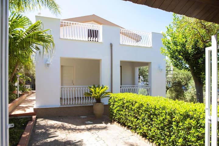 Casa Vacanze La Murgiulina - Terrasini