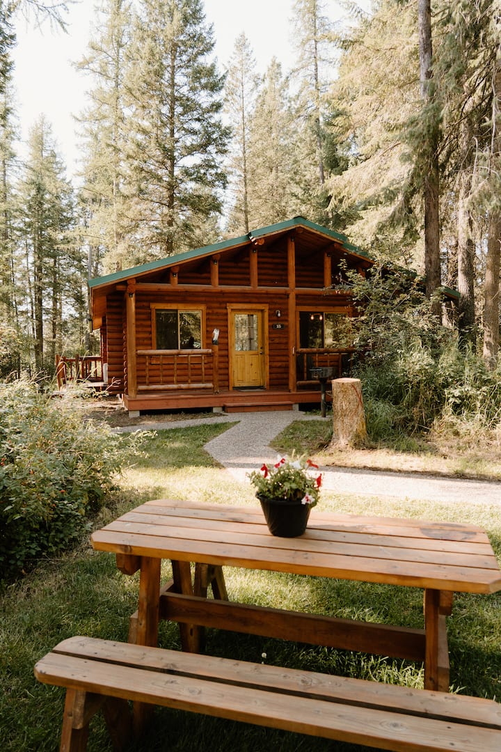 Aspen King Suite - Columbia Falls, MT