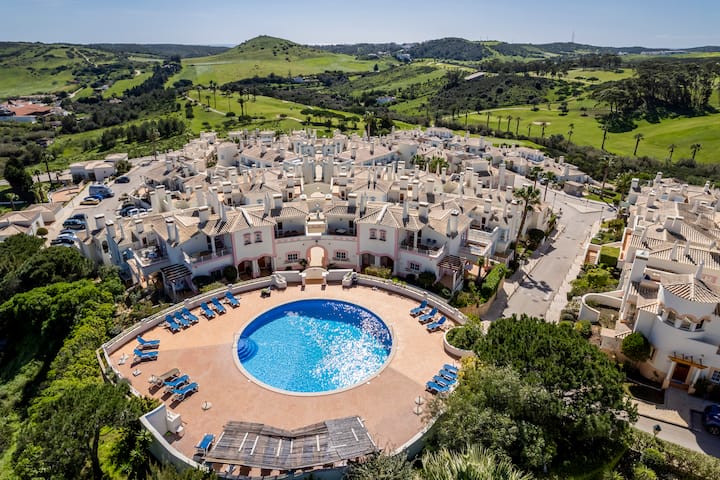 2 Bedroom Townhouse #012 Quinta Da Encosta Velha - Vila do Bispo