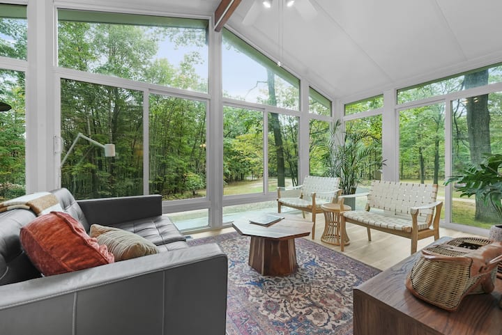 Hot Tub, Spa Bath, Dog Friendly, Modern Farmhouse - North Higgins Lake State Park, Roscommon