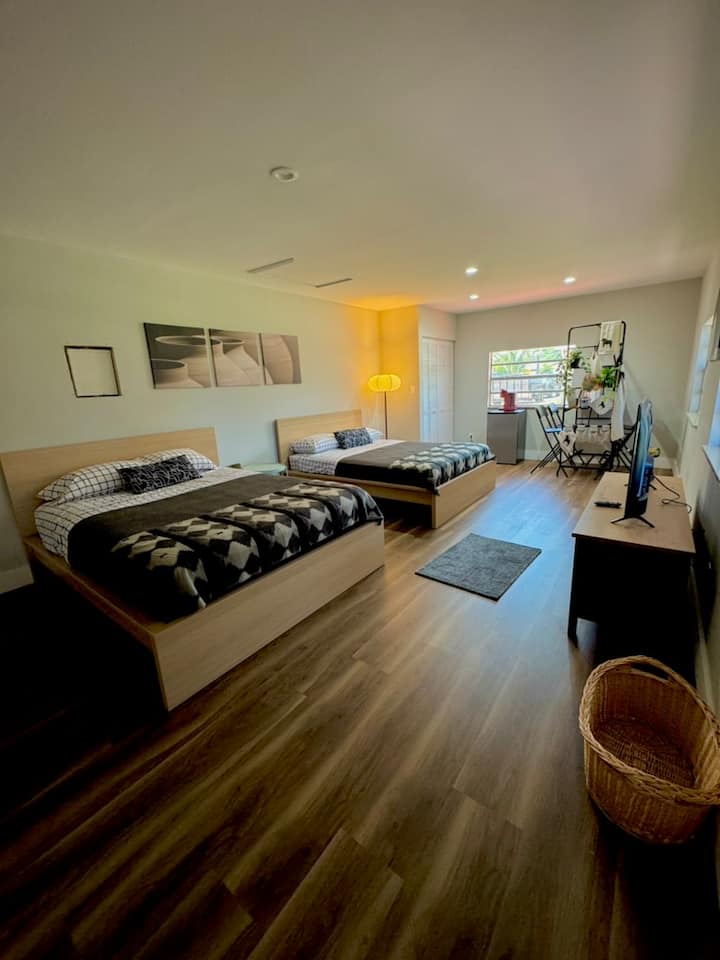 House In Davie - Cooper City, FL
