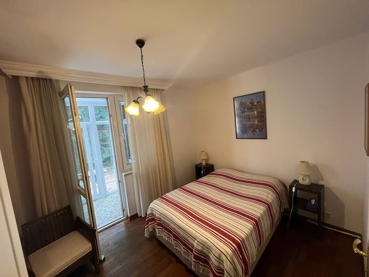 Queen Room W/ Ensuite Bathroom - Women Only - İstanbul