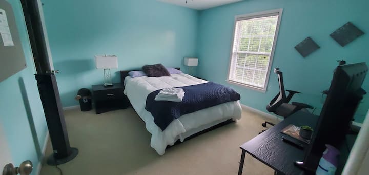 Cozy Quiet Bedroom - Fort Mill, SC