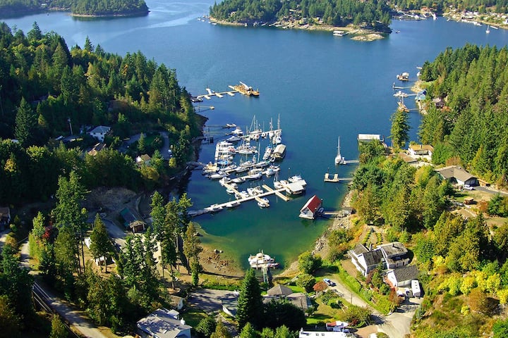 Headwater Marina Cabins (Margit) - Sunshine Coast