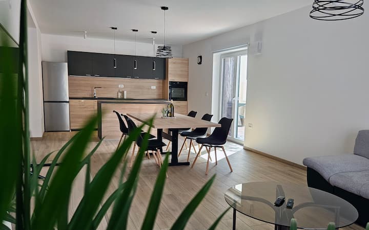 Apartment Moirai - Slovenia