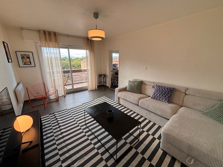 Appartement Contemporain Avec Terrasse Et Parking - Bonneville