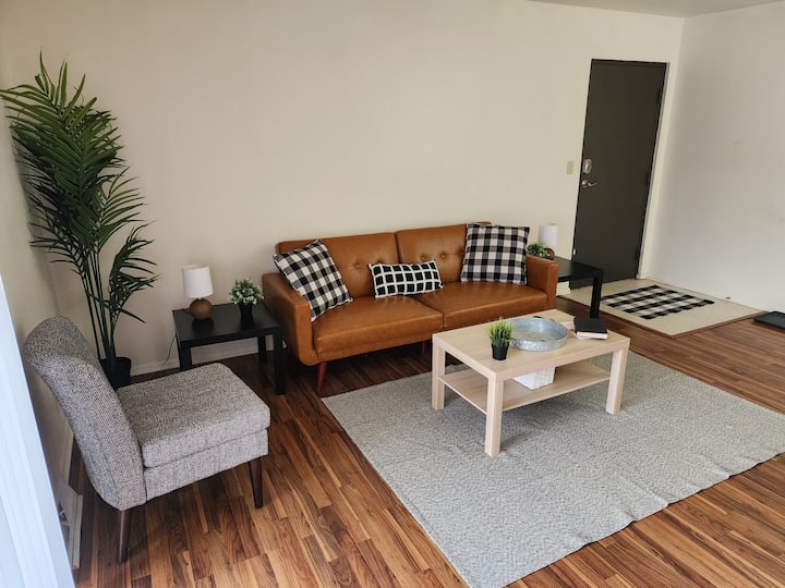 Sleek 1bd Apt Haven For Traveling Professionals - Willoughby, OH