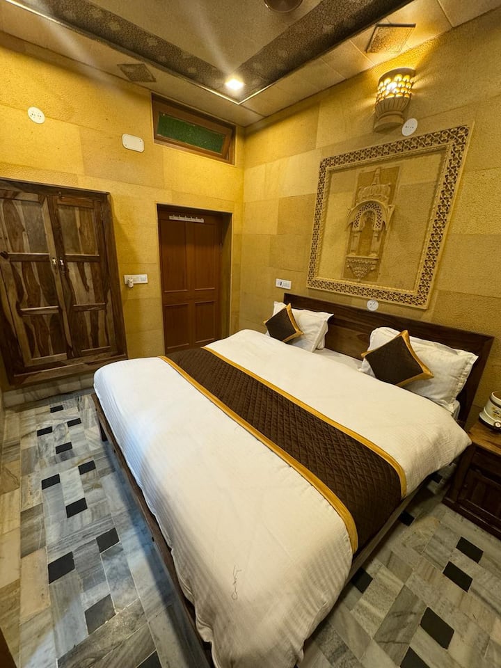 Jaisalmer Haveli Paradise(five Rooms) - Jaisalmer