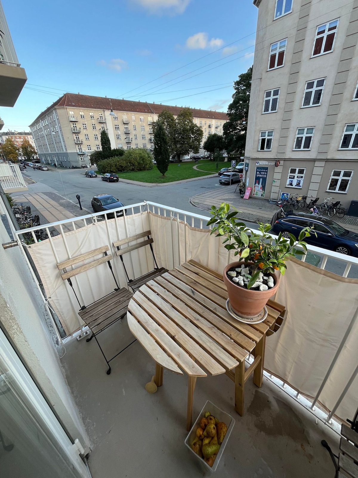 Large family-friendly apartment of 120 sqm - Apartments for Rent in ...