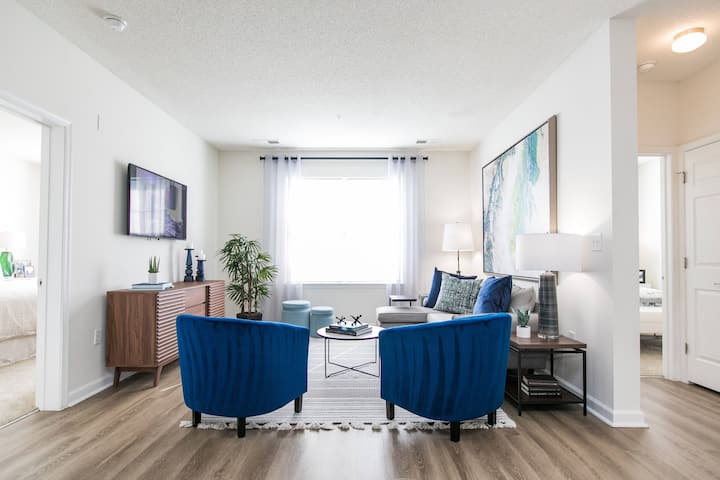 Modern Serene Escape - Columbia, MD