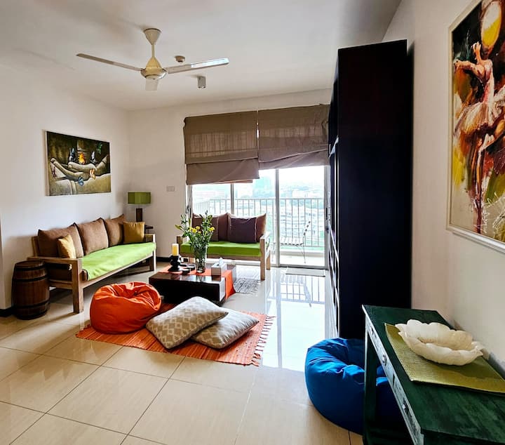 Cozy Loft @On320 - Colombo