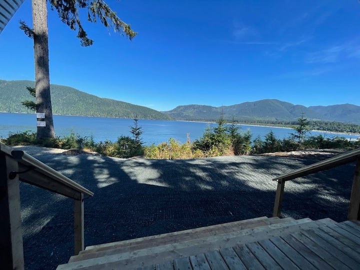 The Nook - Port Renfrew