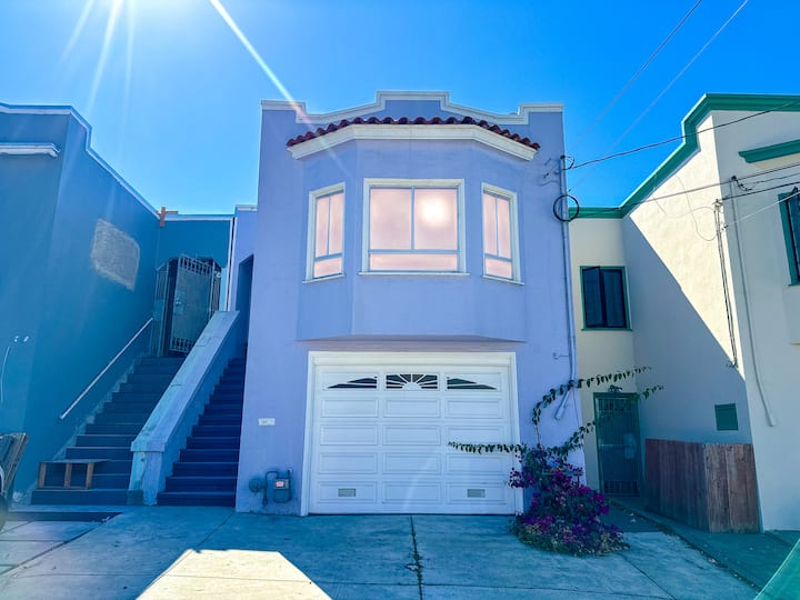 Cozy Sunset Retreat: 4 Bed Hosted Home - San Francisco, CA