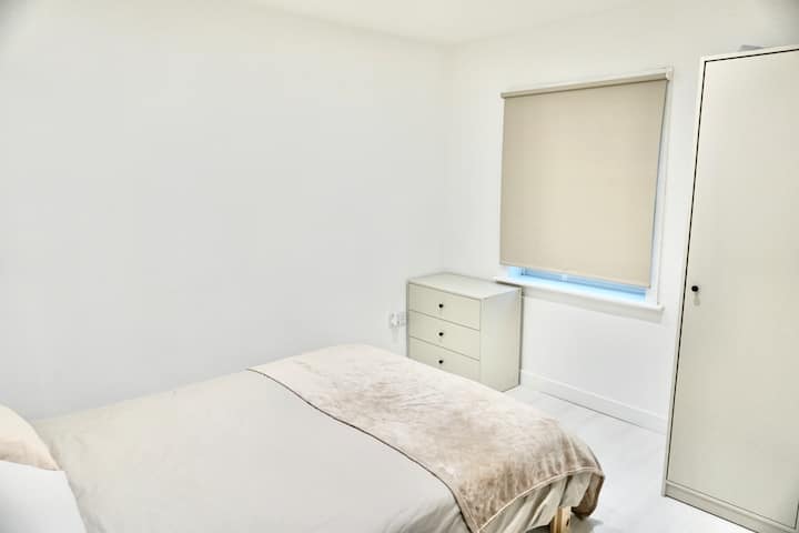Japandi Room In Colchester - Colchester