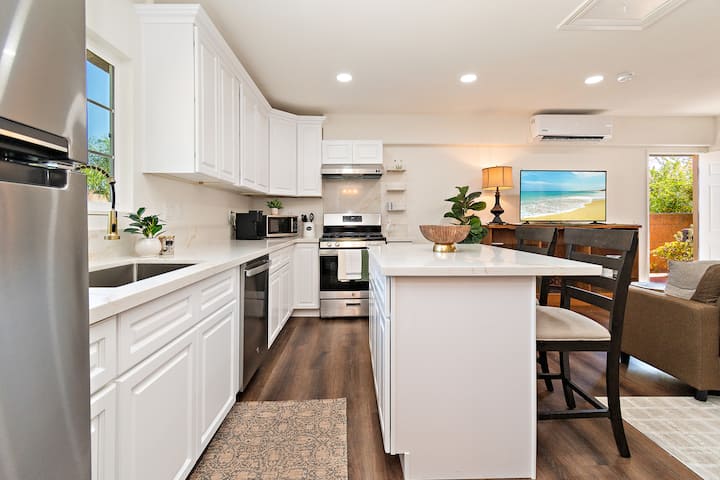 Charming Studio - Redlands, CA