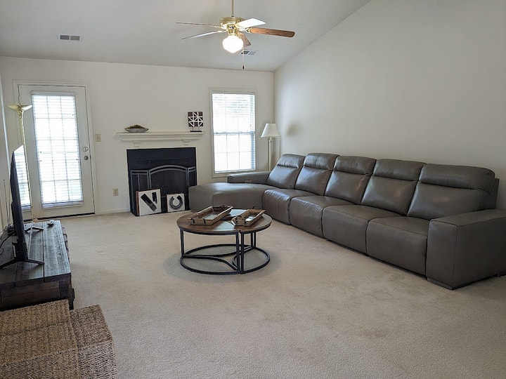 Peace And Quiet Home - High Point