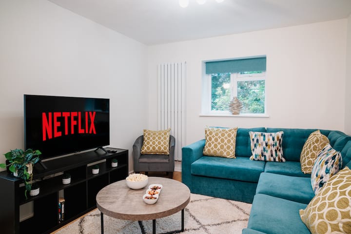 Spacious 4-bed Ample Parking Contractor Family - Harborne - Birmingham 