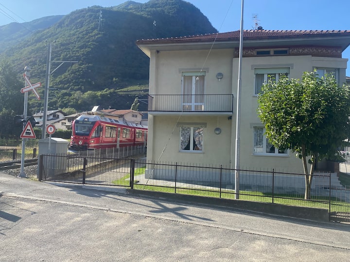 Miralago Apartment [8 Min Walk To Bernina Express] - Tirano