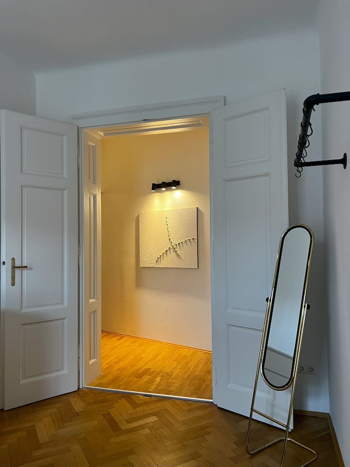 Old Town Vibe & Wave - Graz