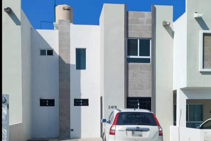 Casa Amueblada Y Segura: Facturamos - Saltillo