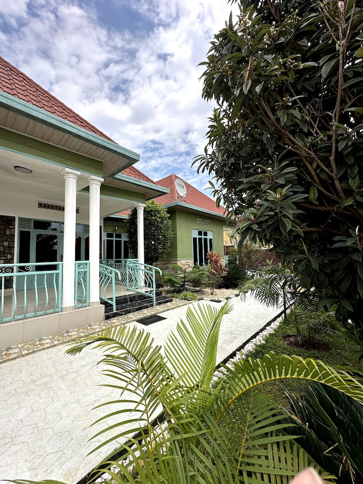 Første Klasse - Kigali