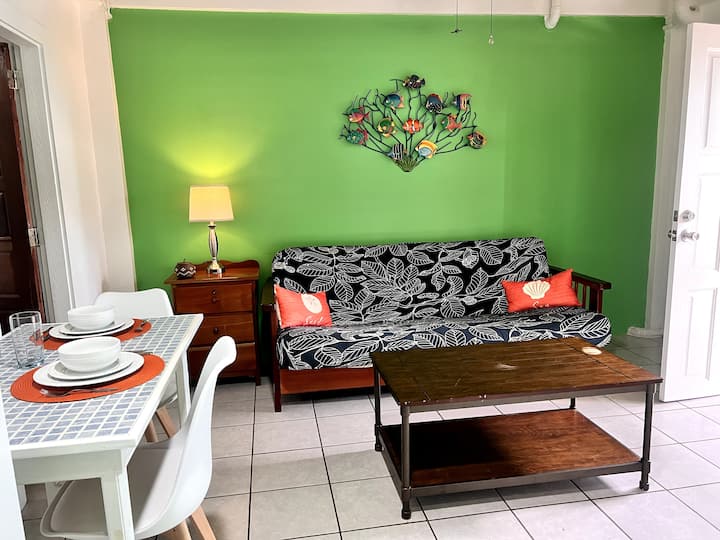 Seaside Retreat, Steps From The Beach - Placencia