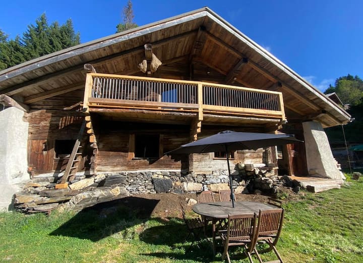 Ferme D'alpage De 1840 Entièrement Renovée - La Giettaz
