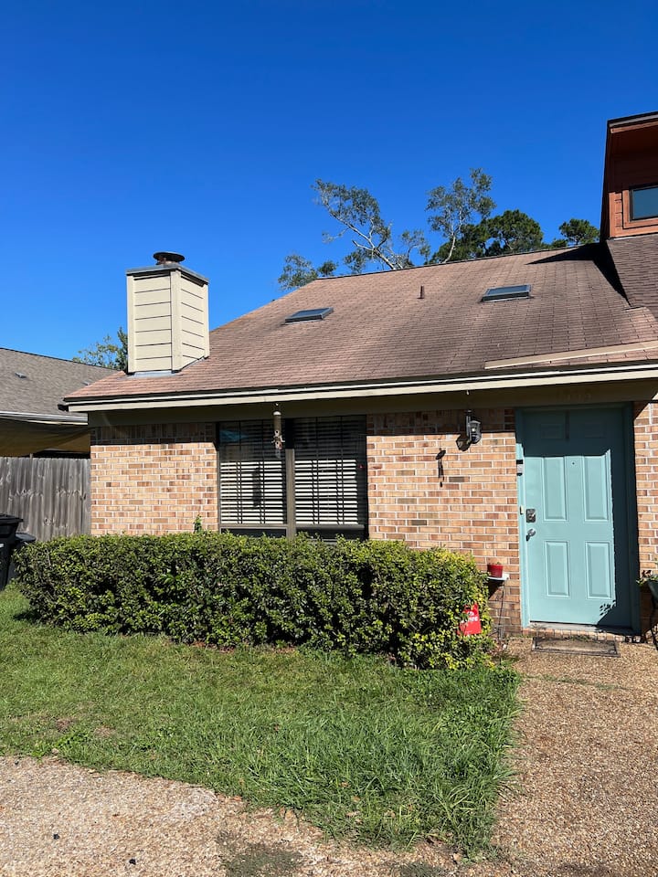 1/1 Cozy Home - Tallahassee, FL