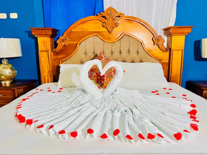 Superbe 2 Chambres - Douche Privée - Haïti